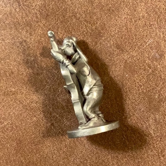 Disney | Accents | Goofy Playing Musical Instrument Pewter Disney ...